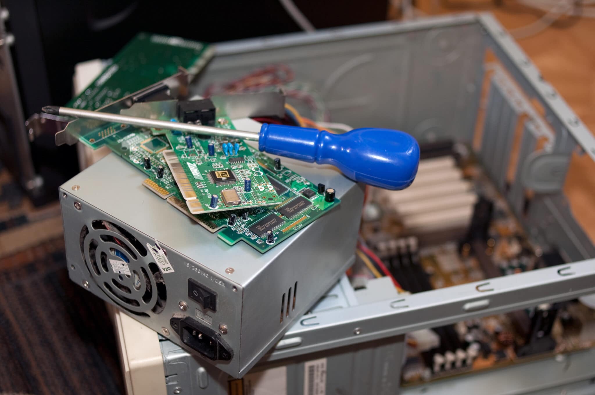 Quels sont les outils essentiels pour réparer votre matériel ...